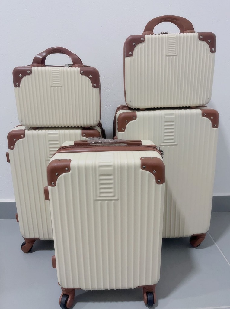 conjunto de 3 malas bordo com 2 necesser :: SHOPPING PORTO BRÁS